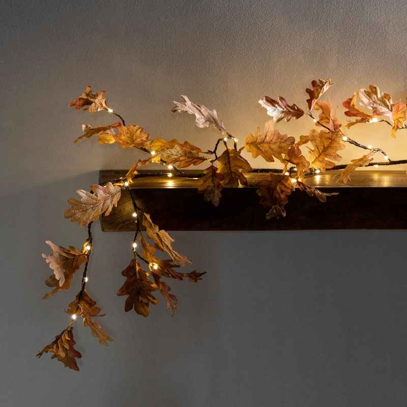 Indoor/Outdoor Lighted Rust Oak Garland
